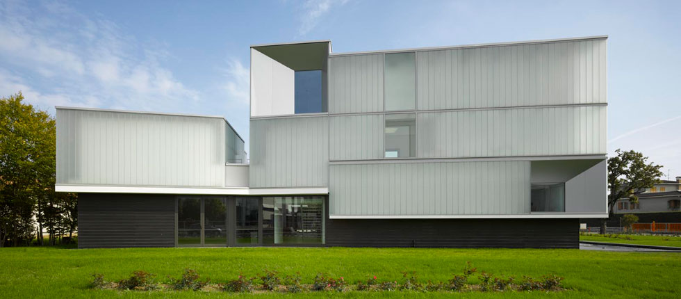 DOMUS TECHNICA - Iotti + Pavarani Architetti